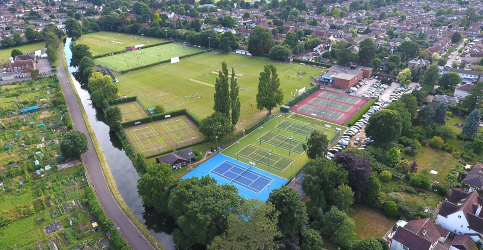 Broxbourne Sports Club Club Information from iPadel Ltd - iPadel Ltd